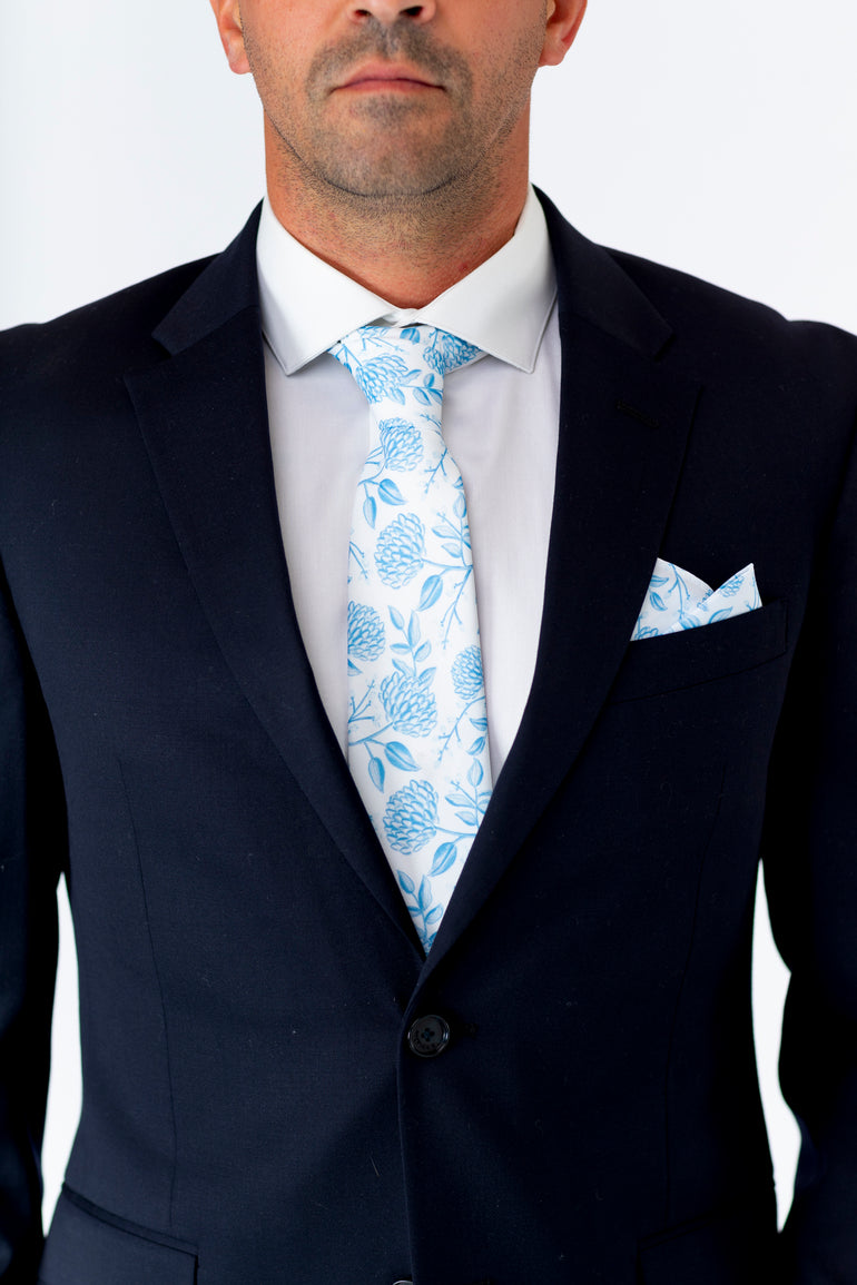 Dusty Bloom – Smith and Quinn